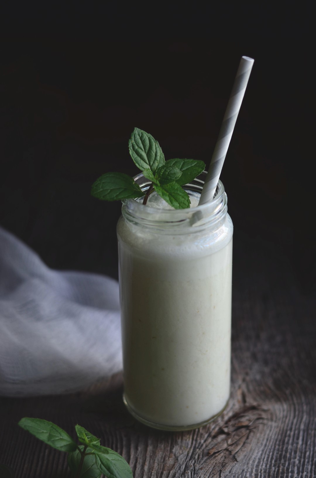 chaas, a gujarati salty lassi – conifères & feuillus